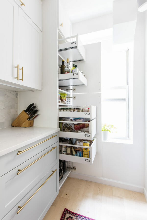 5 Kitchen Pantry Designs, For Homes of All Sizes