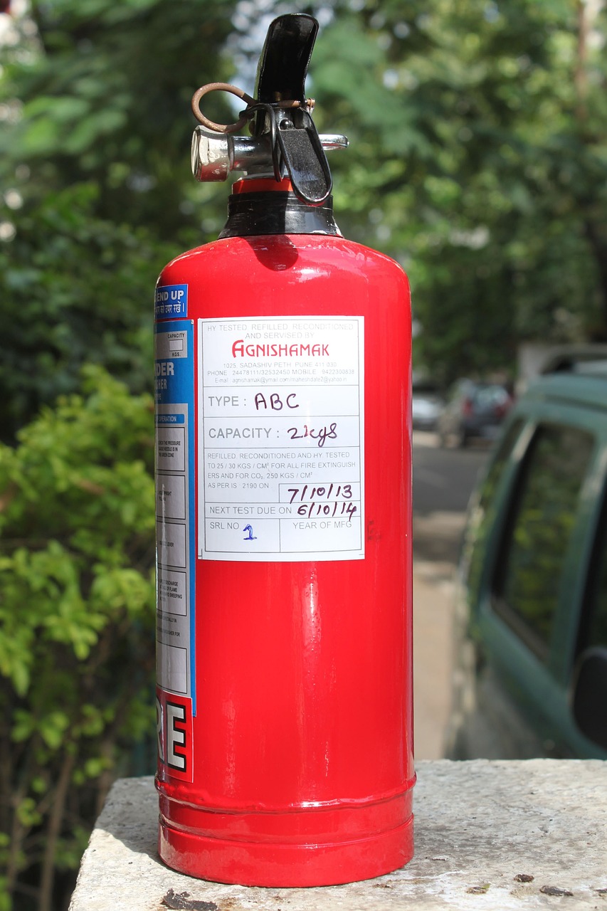 How to Choose the Right Fire Extinguisher for Your Home this Fall?